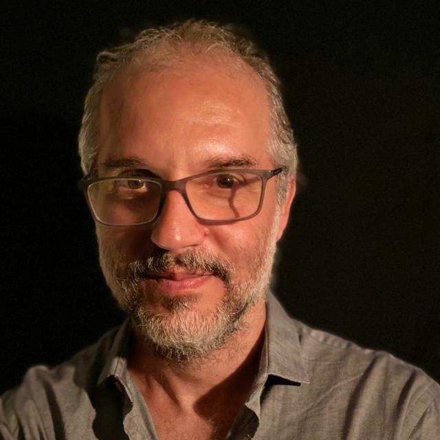 Rogerio Lopes Azize - CLAM - ES